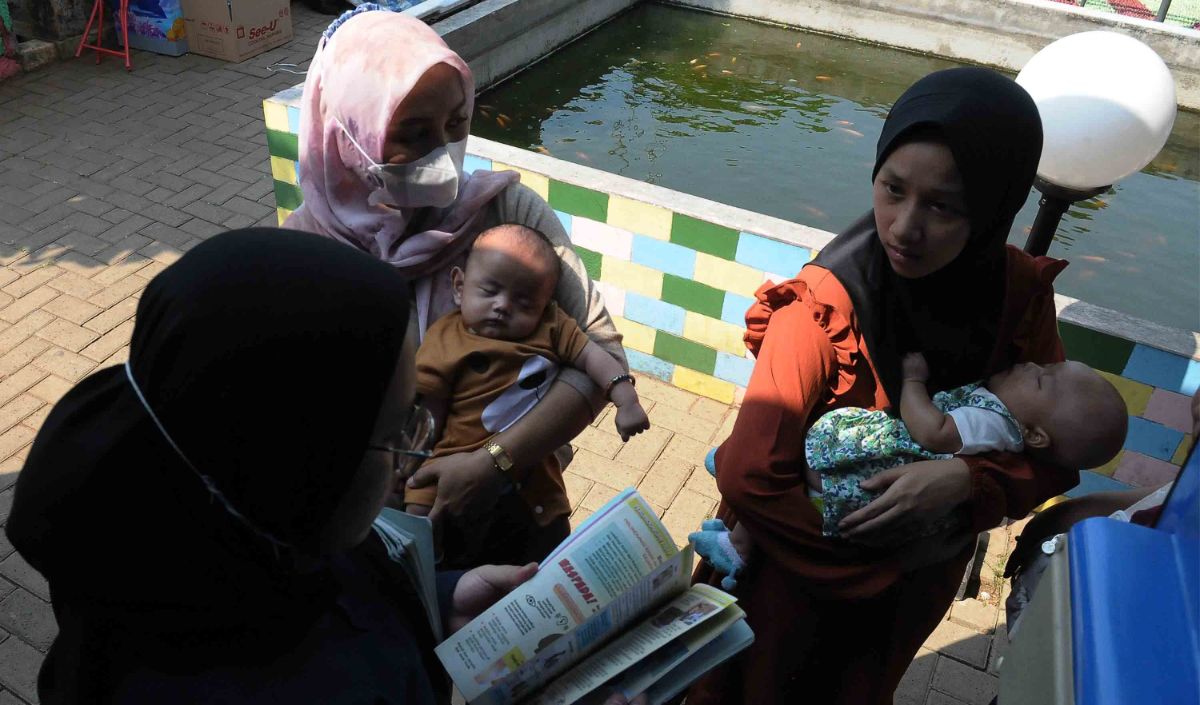 FOTO: Cegah Diare Berat, Kemenkes Gelar Imunisasi Rotavirus Secara Nasional
