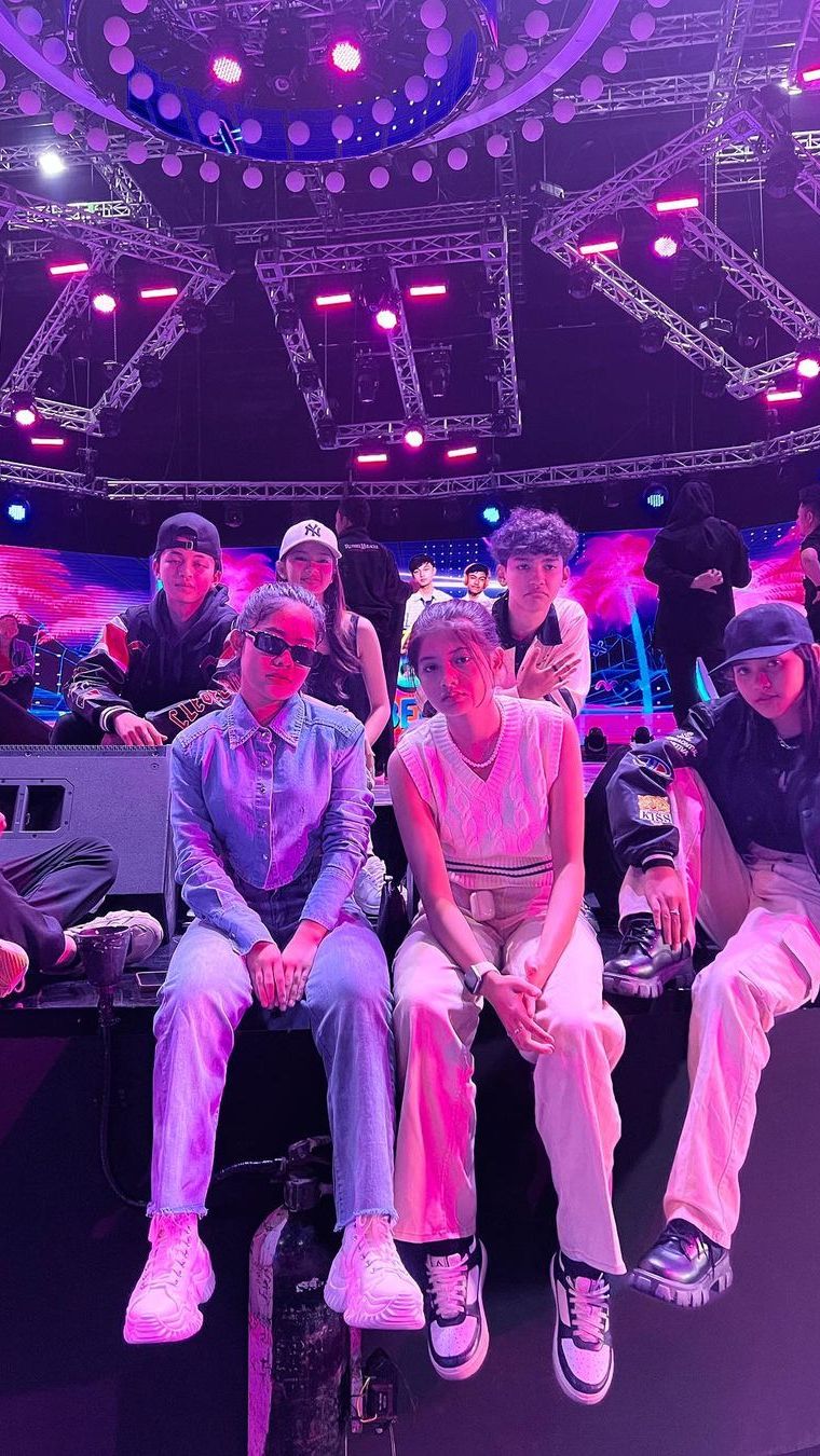 Diperankan Bintang Muda, Ini Potret Kompak Pemain Magic 5 Indosiar