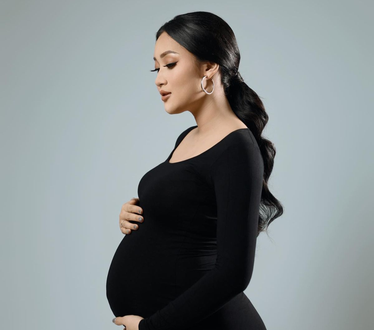 Yeni Inka 'Ratu Ambyar' Hamil Anak Pertama Usai Dinikahi Polisi Muda ...