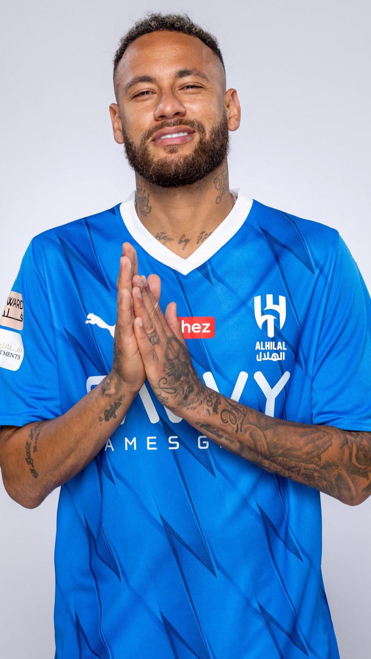 FOTO: Resmi Gabung Al Hilal, Neymar Pecahkan Rekor Transfer Termahal ...
