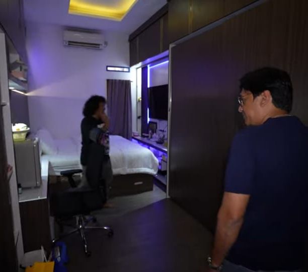 Luas & Nyaman, Ini Potret Rumah Marshel Widianto yang Makin Hangat Bareng Istri dan Anak