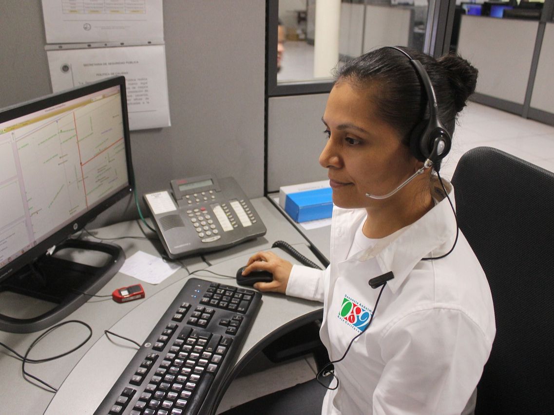 Asal Usul Customer Service Operator Telepon Bersuara Perempuan, Ini ...