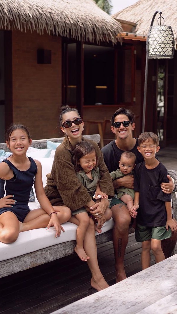 Dapat Julukan Supermom dari Warganet, Intip 7 Potret Jennifer Bachdim ...