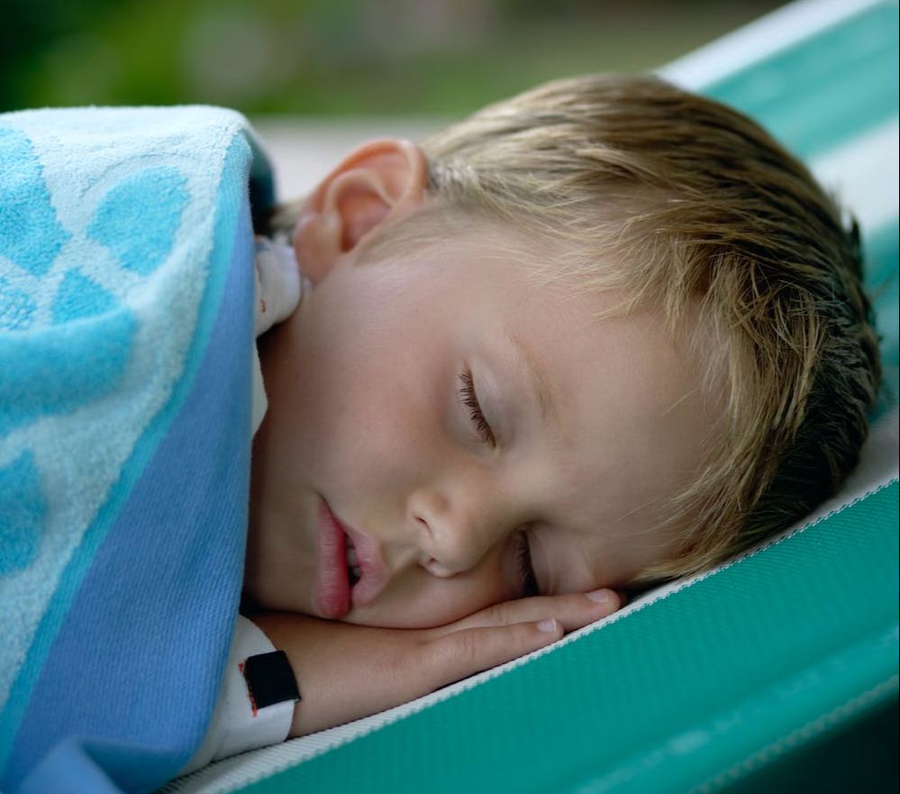 4 Cara Sleep Training untuk Bayi dan Anak, Ketahui Juga Manfaatnya ...