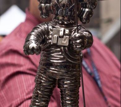 Fakta Unik KAWS, Patung Raksasa di Candi Prambanan Mahakarya Seniman ...