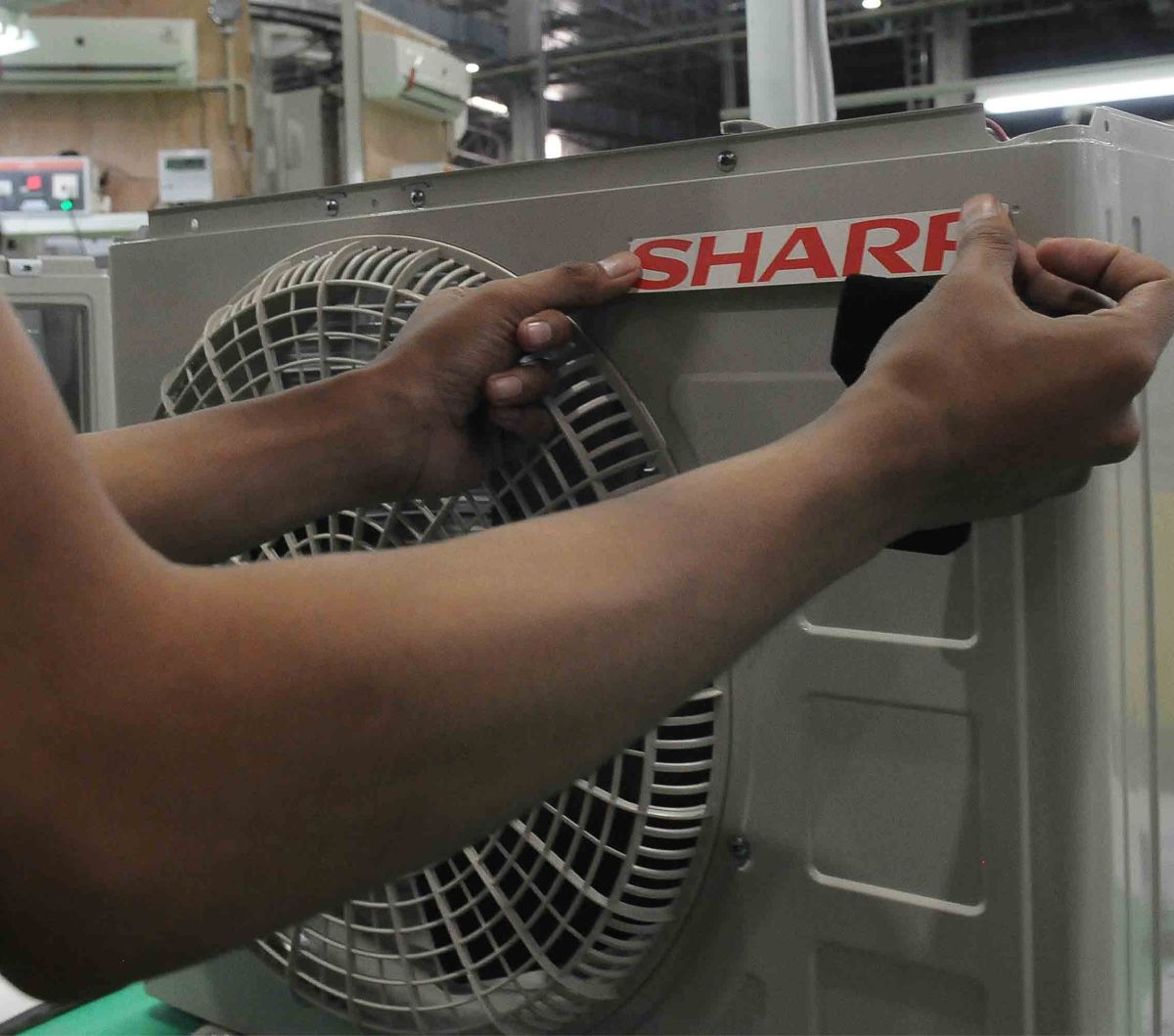 FOTO: Sharp Indonesia Resmikan Pabrik AC Senilai Rp582 Miliar di ...