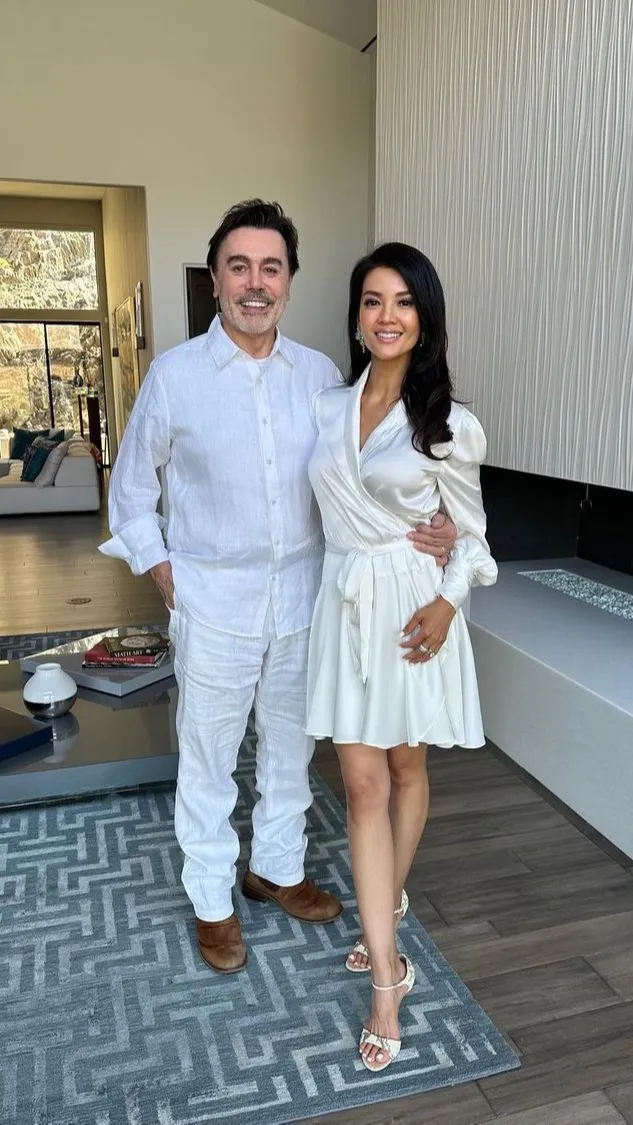 11 Potret Rumah Farah Quinn Yang Megah bak Istana di Amerika, Berada di ...