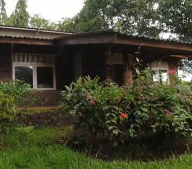 Penuh Misteri dan Bikin Merinding, Ini 11 Potret Rumah Artis yang Lama Terbengkalai Hingga ...