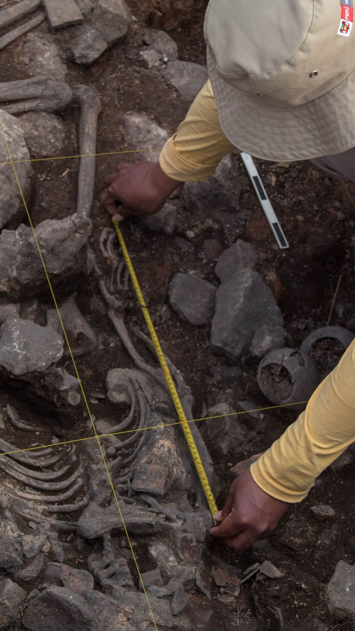 FOTO: Arkeolog Peru Temukan Kerangka Pendeta Pacopampa Berusia 3.000 ...