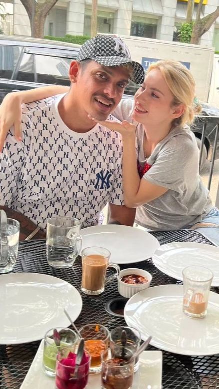 Lagu Hanya Dirimu, Persembahkan Spesial Robby Shine untuk Sang Istri di ...