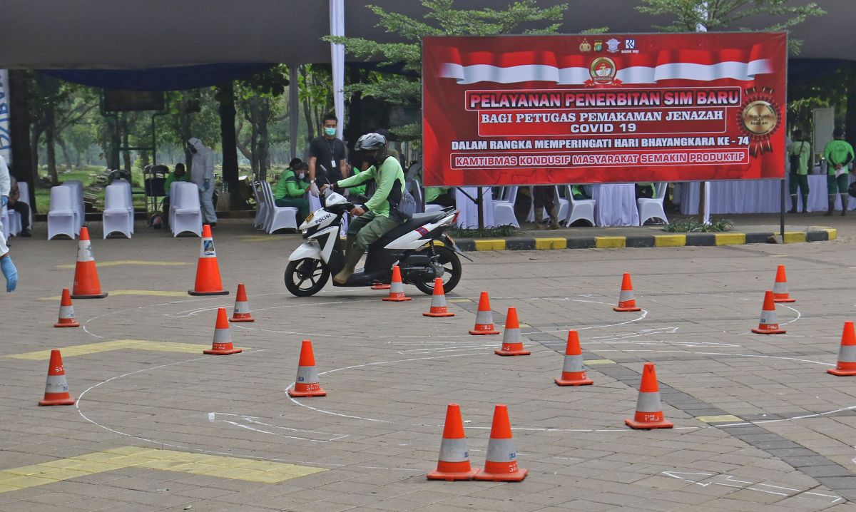 DPR Dukung Perubahan Sirkuit untuk Ujian Praktik SIM | merdeka.com