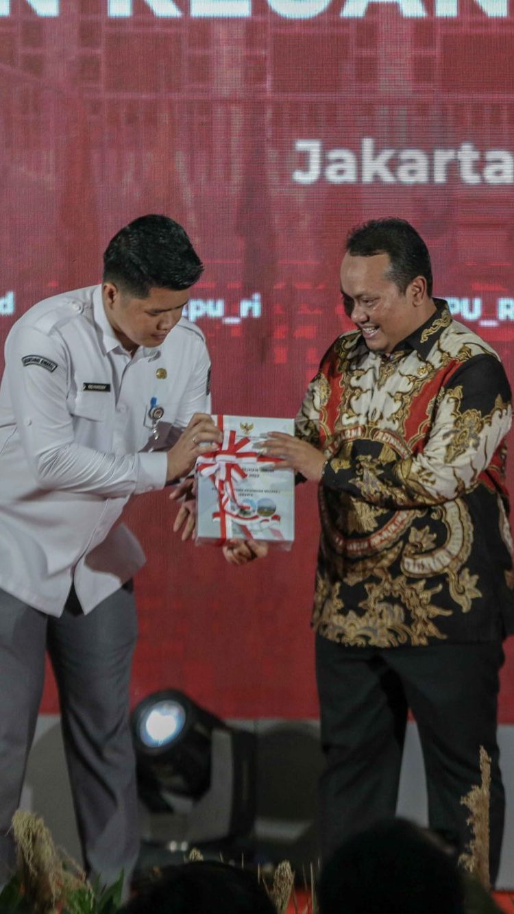 FOTO: KPU Terima Laporan Hasil Pemeriksaan Keuangan Tahun 2022 dari BPK, Hasilnya Wajar Tanpa ...