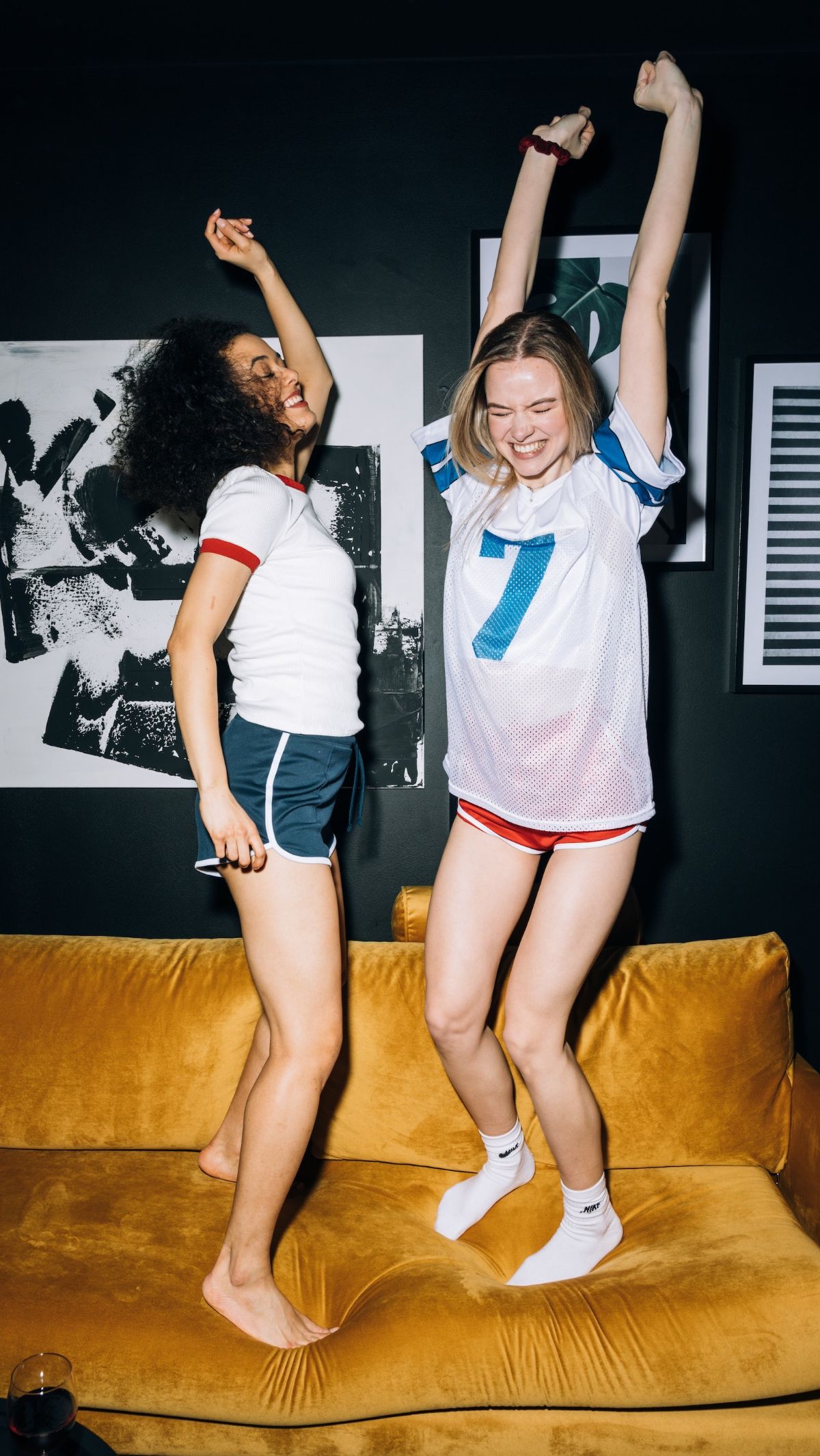 10 Things To Do At A Sleepover With Your Bestie At Age 12 | trstdly.com