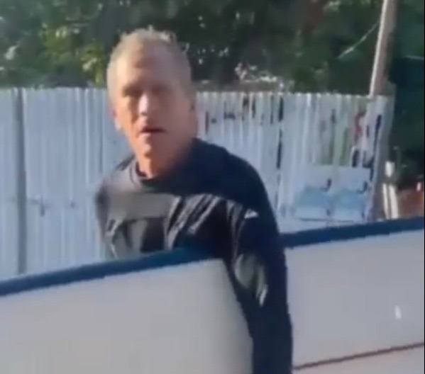 Viral Aksi Bule Baret Mobil di Legian Bali, Warganet Geram