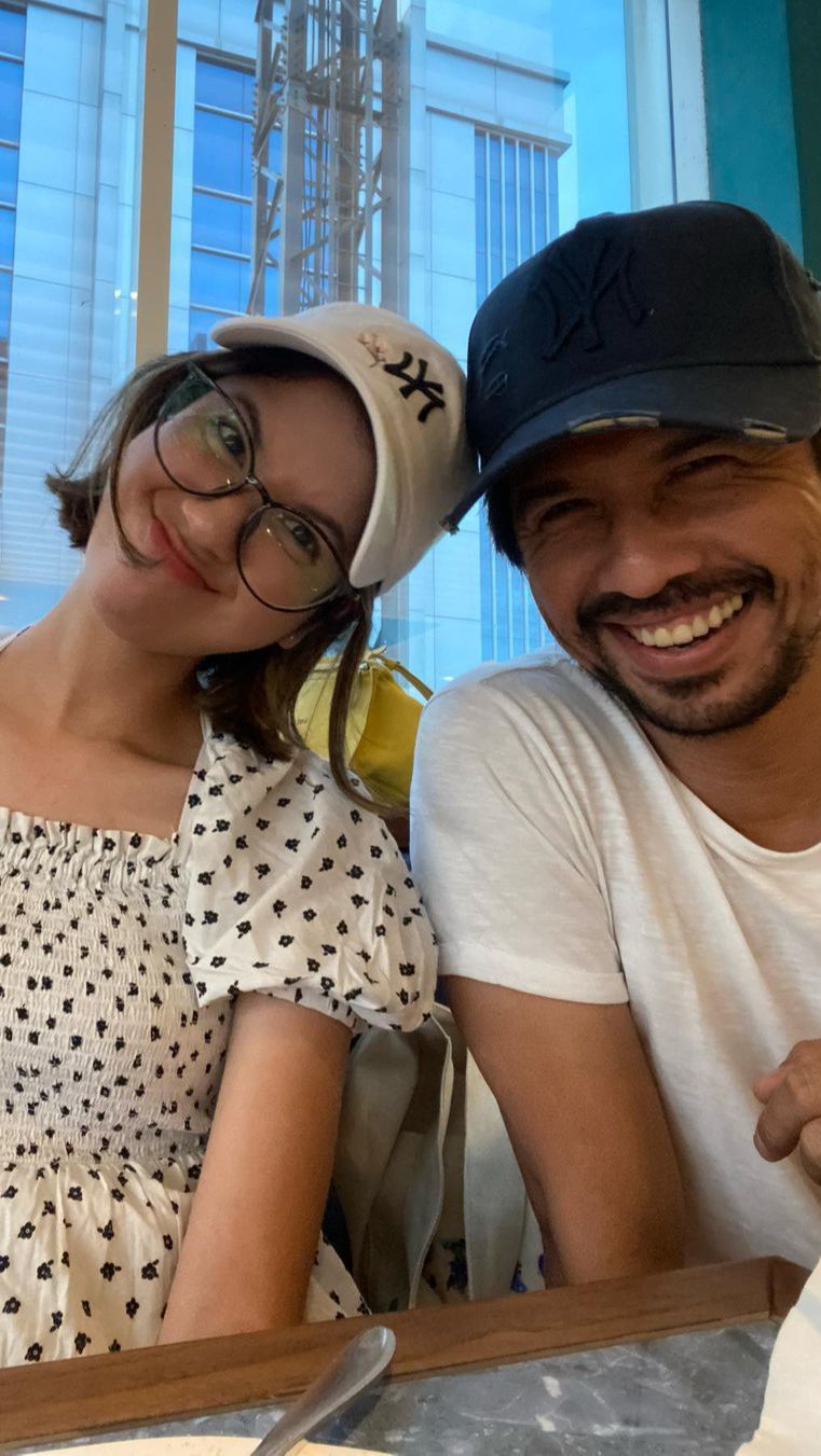 Lepas Anaknya Kuliah di Korea Selatan, Intip Momen Kebersamaan Ariyo ...