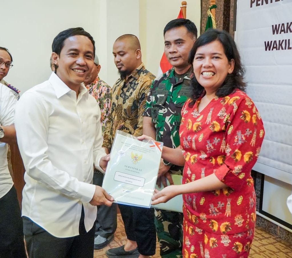 Bagikan Sertifikat di Pulau Penyengat, Wamen ATR: Sebagai Orang Melayu ...
