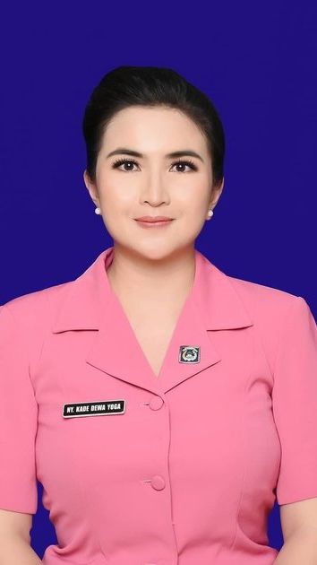 Masih Ingat Kadek Devi Dulu Ratu Ftv Kini Jadi Ibu Bhayangkari Ini 9 Potret Terbarunya