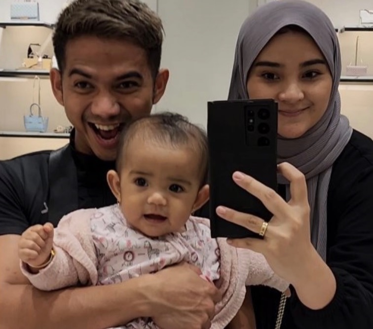 Umumkan Kehamilan Anak Kedua, Ini Potret Harmonis Keluarga Ridho DA dan ...