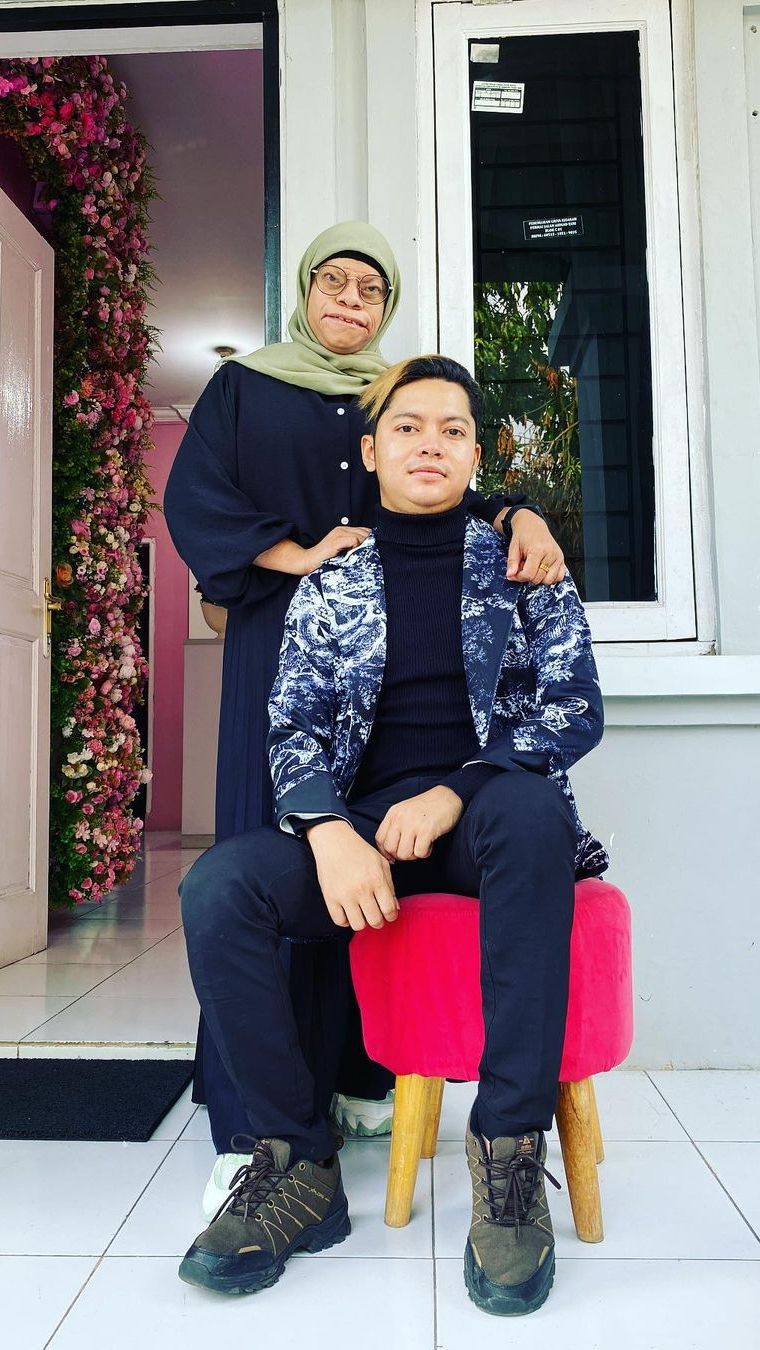 Resmi Dilamar, Intip Potret Kebersamaan Yuni Manurung dan Abdul Rasyid ...