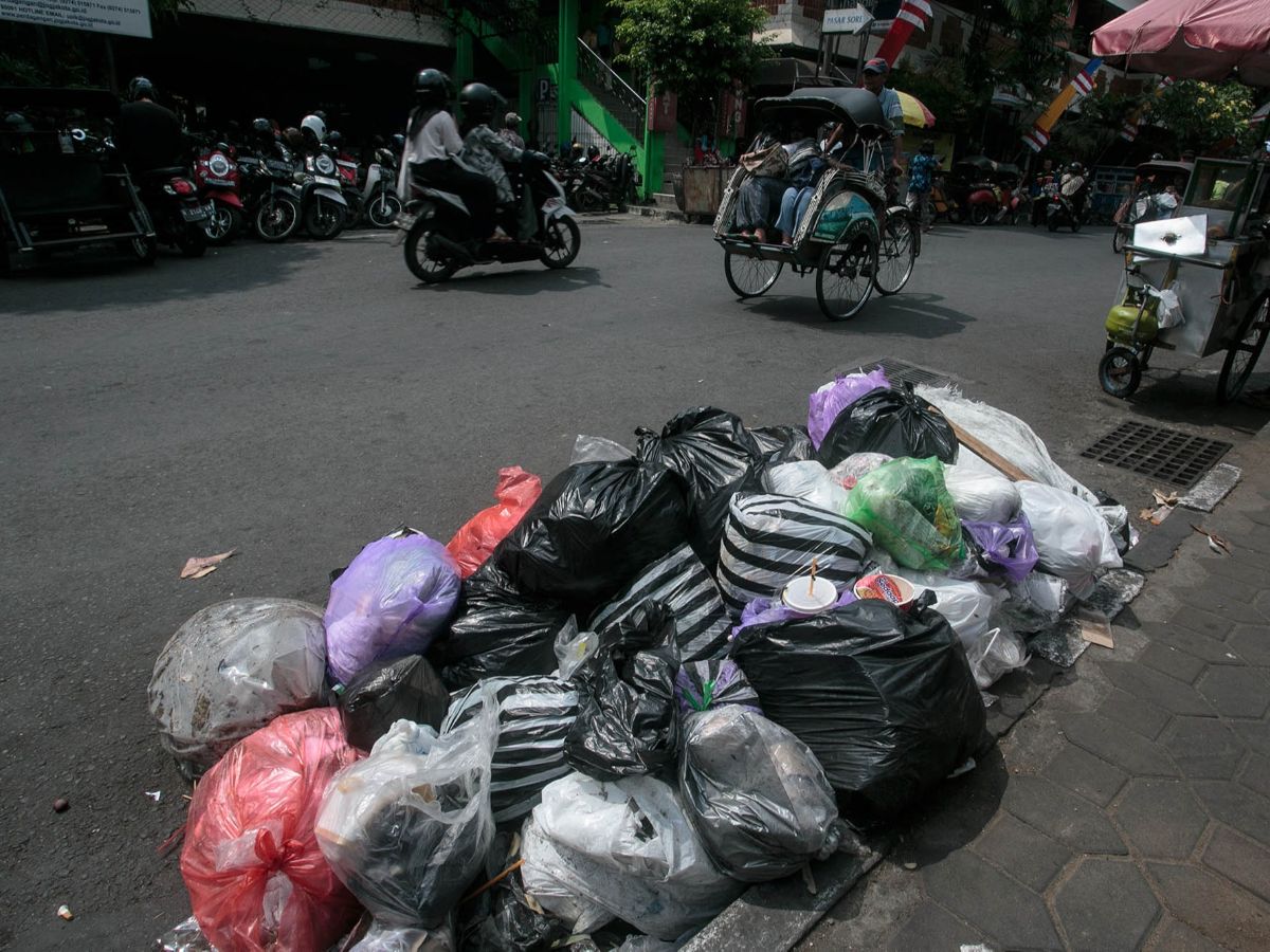 FOTO: Yogyakarta Darurat, Sampah Menumpuk di Mana-Mana Imbas Penutupan ...