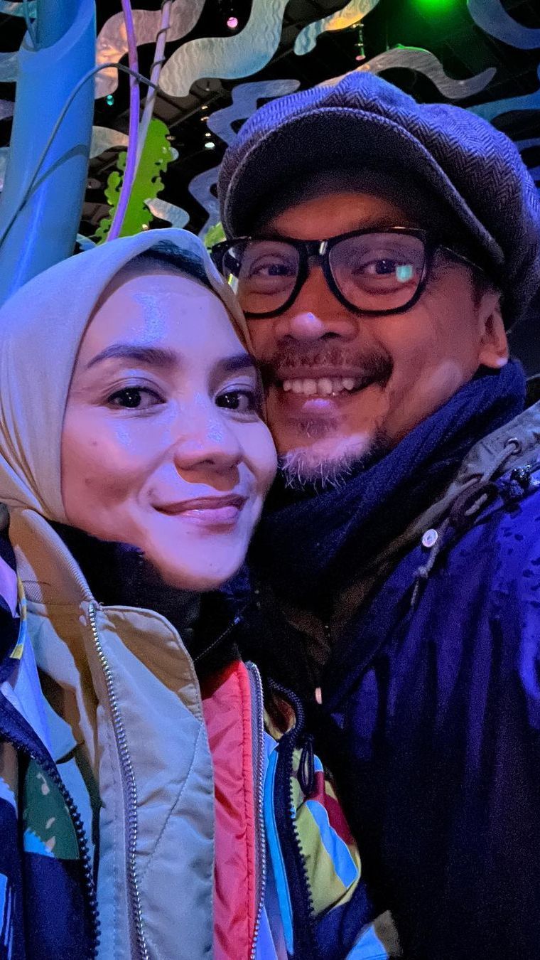 Intip Potret Suami Enno Lerian yang Jarang Tersorot, Terlihat Garang ...