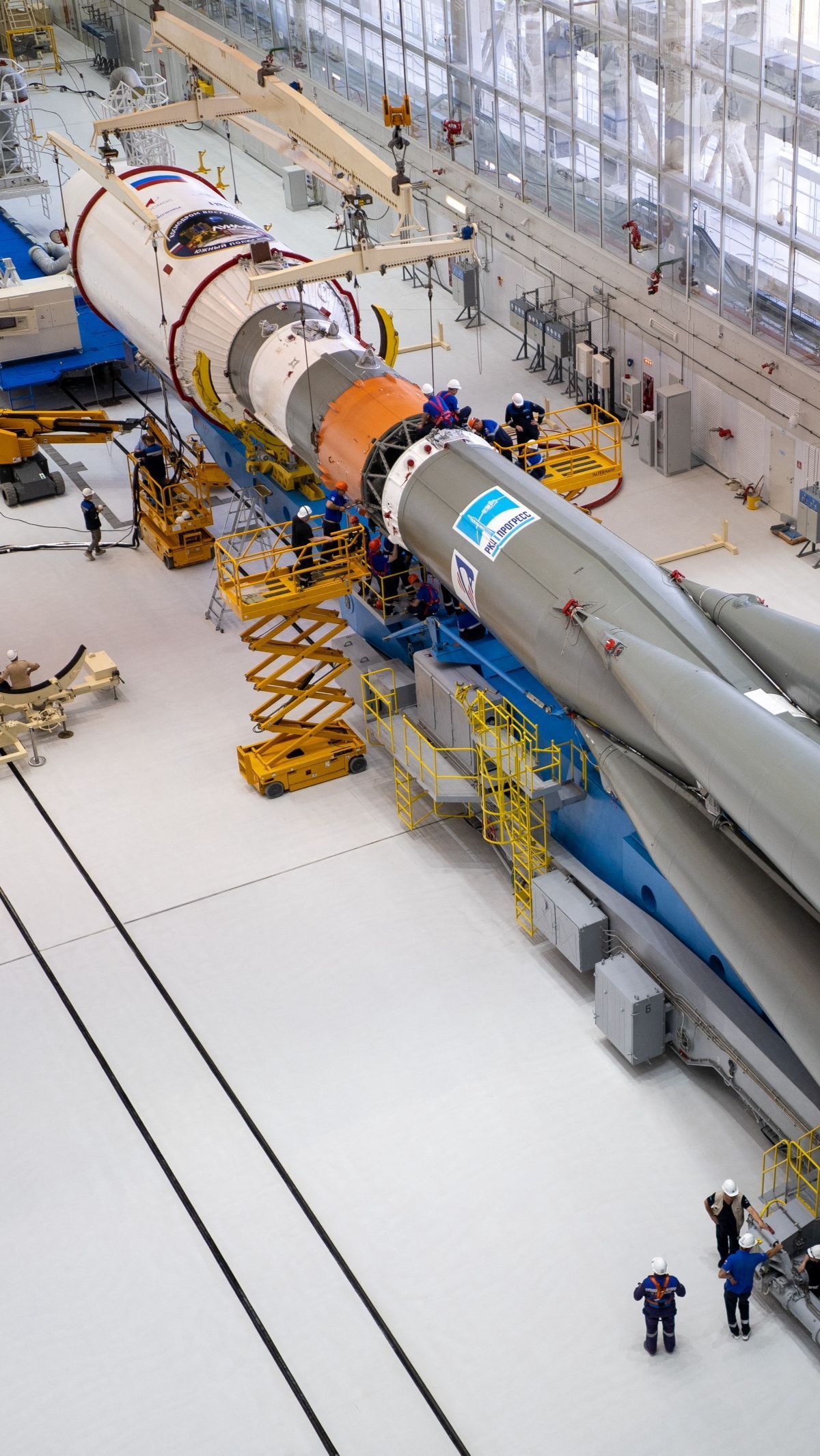 FOTO: Mengintip Persiapan Rusia Merakit Roket Canggih untuk Misi ...