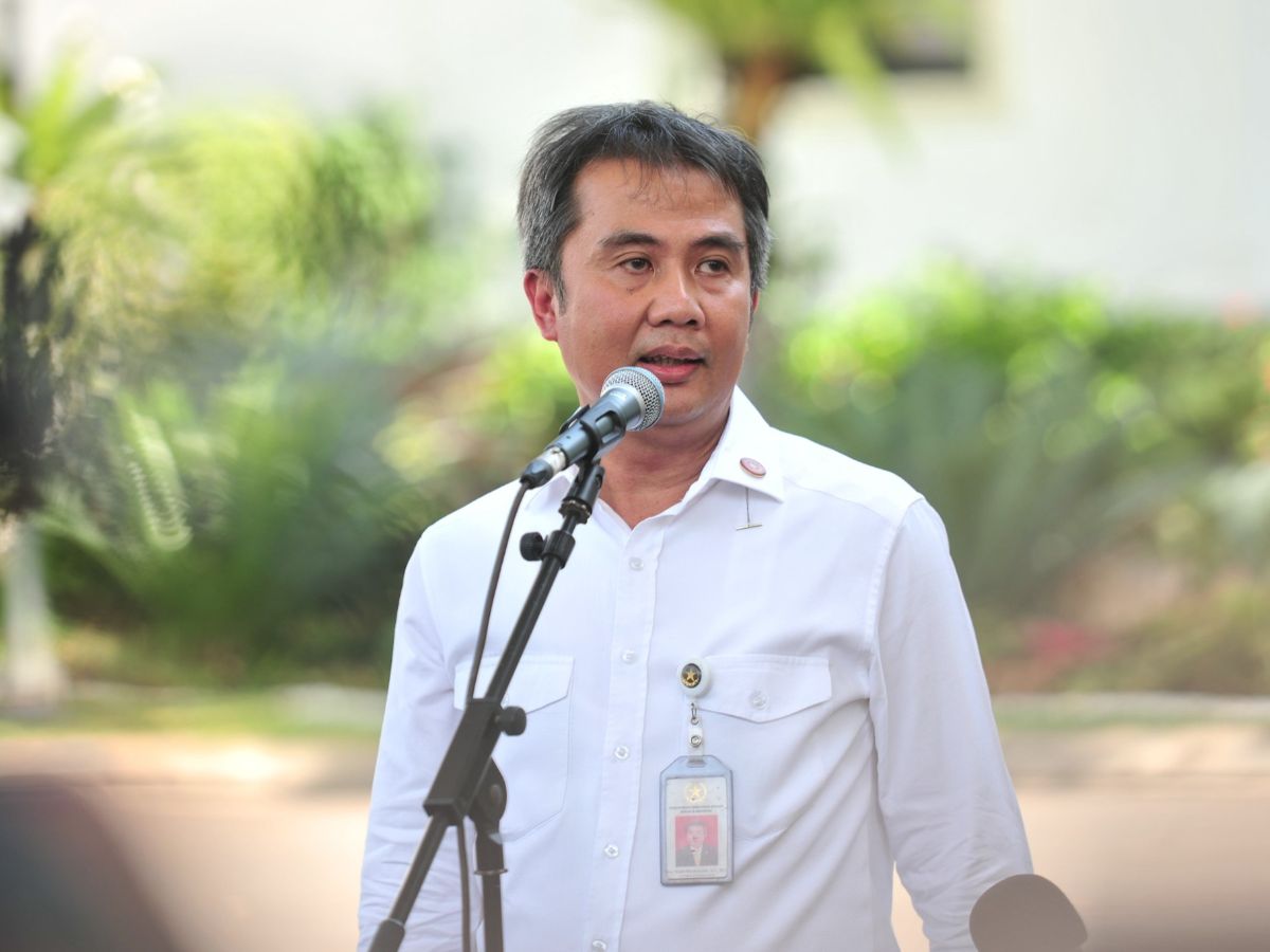 Jokowi Tunjuk Bey Machmudin Jadi Pj Gubernur Jabar Ini Profilnya