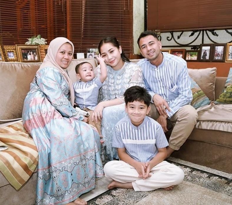 Sus Rini Jemput Anaknya buat Kuliah di Jakarta, Dibiayai Raffi Ahmad?