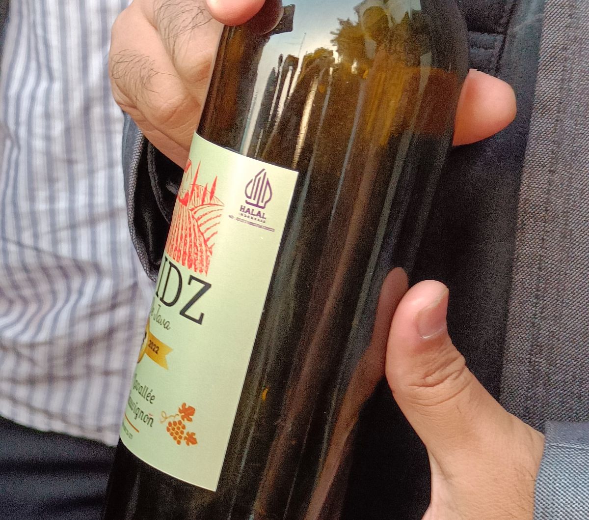 Puslabfor Cek Kadar Alkohol Wine Halal Nabidz, Polisi Periksa MUI untuk ...