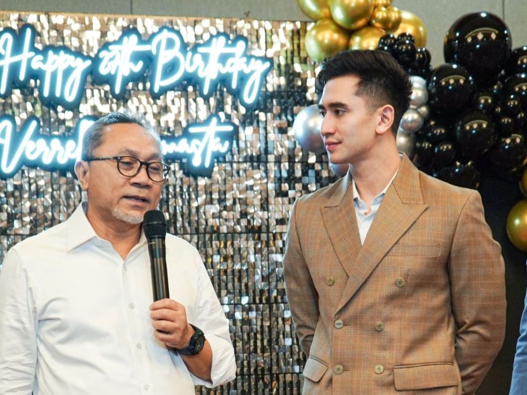 Potret Ultah Verrell Bramasta ke-27, Venna Melinda dan Ivan Fadilla ...