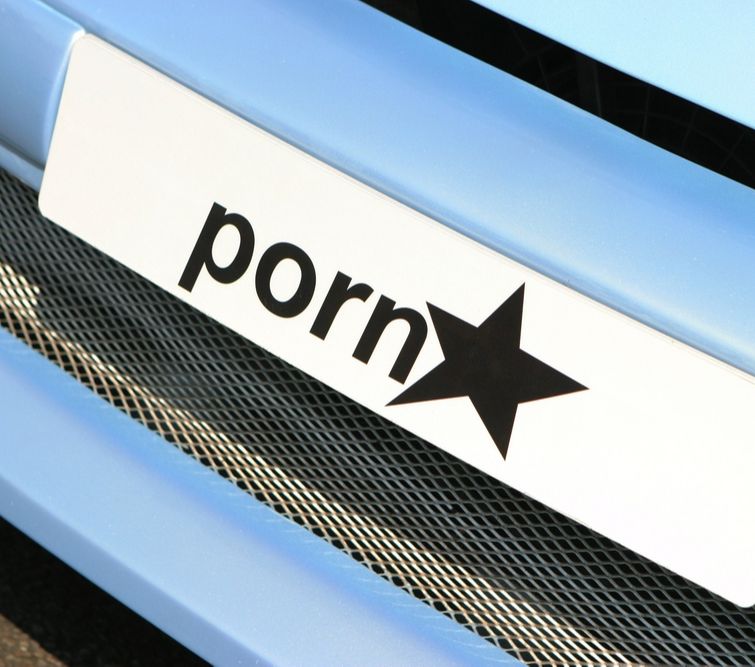 Wanita WNI dan Cowok Bule Adegan Seks di Depan Rumah Warga di Bali ...