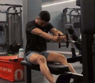 Potret Transformasi Aby Respati, Sahabat Millen Cyrus yang Dulu Dandan ...