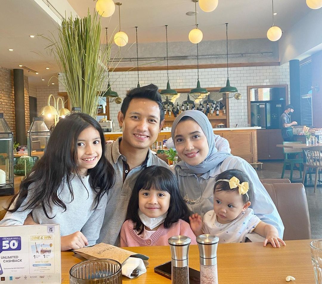 Perankan Tokoh Antagonis di Bidadari Surgamu, Intip Potret Keharmonisan ...