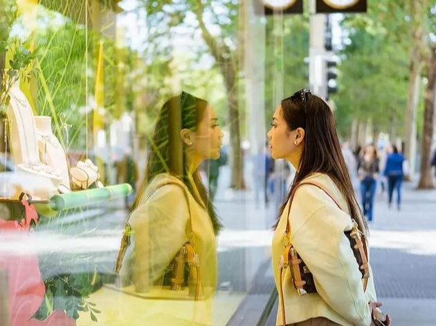 OOTD Ala Anak Muda, 10 Foto Raffi Ahmad dan Nagita di Madrid Bak ABG ...