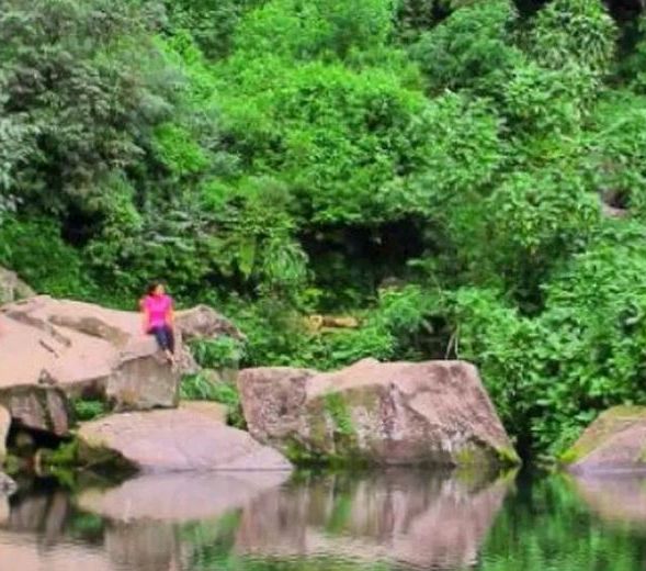 Telaga Ini Diyakini Terbentuk dari Benda Pusaka Sakti, Kini Jadi ...