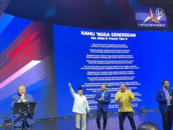 SBY Nyanyi, Prabowo dan AHY Asik Joget Bareng di Acara Rapimnas Demokrat