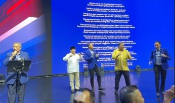 SBY Nyanyi, Prabowo dan AHY Asik Joget Bareng di Acara Rapimnas Demokrat