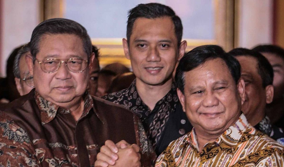SBY Nyanyi, Prabowo dan AHY Asik Joget Bareng di Acara Rapimnas Demokrat
