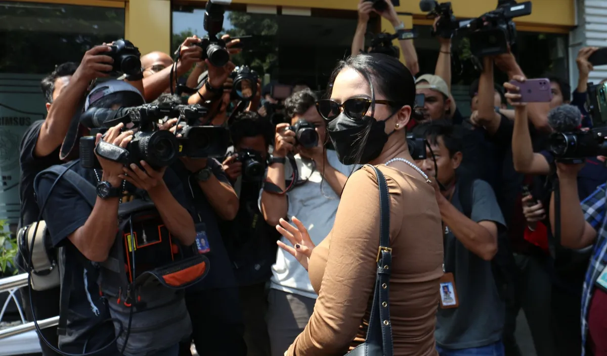 VIDEO: Siskaeee Penuhi Panggilan Polisi Kasus Produksi Film Dewasa Kelas Bintang