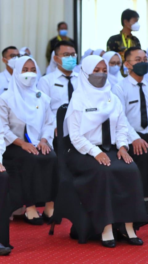 Sepekan Dibuka, Ada 848.007 Orang Daftar CPNS dan PPPK 2023 | merdeka.com