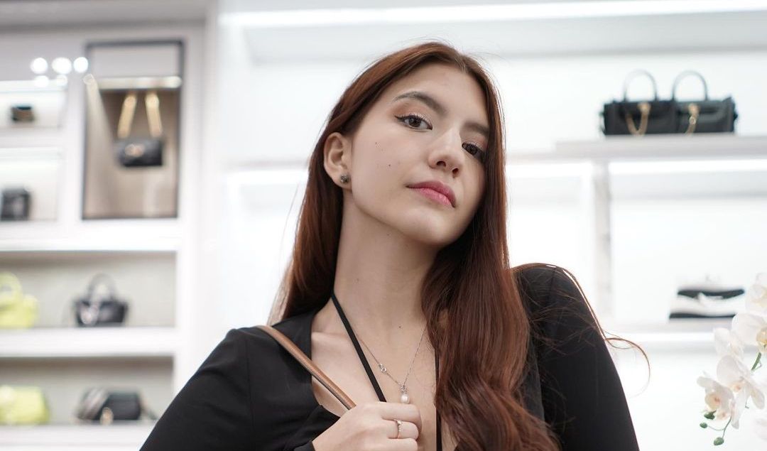 Anak Perempuan Ini Jadi Artis Terkenal, Pernah Pacaran dengan Aktor ...