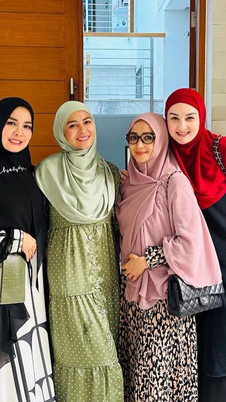 Makin Sering Ikut Pengajian, Intip Potret Terbaru Mona Ratuliu saat ...