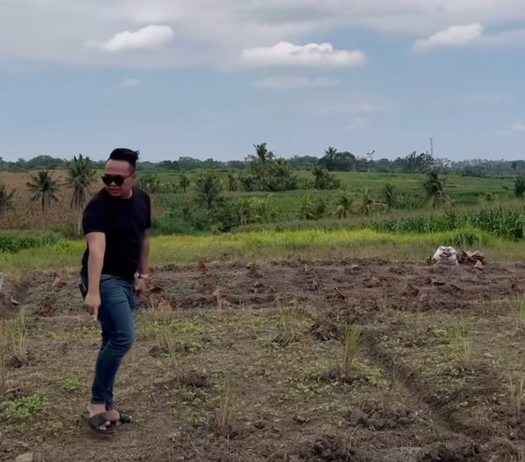 Nathalie Holscher Bawa Mobil Mewah Cek Lahan di Bali, Bakal Bangun Villa Mewah