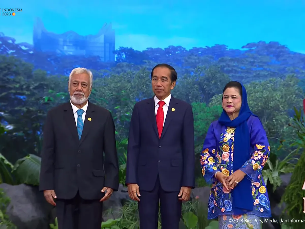 PM Timor Leste Xanana Cium Tangan Iriana di KTT ASEAN 2023, Ekspresi Jokowi Jadi Sorotan