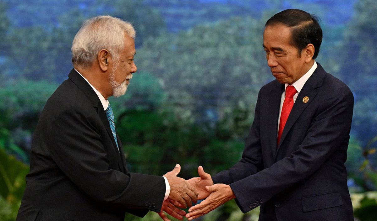 FOTO: Potret PM Timor Leste Xanana Gusmao Cium Tangan Iriana, Begini Reaksi Jokowi