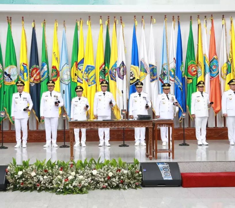 Bertabur Bintang, Sosok Jenderal TNI dan Polisi 'Jagoan' Jokowi Jadi Pj ...