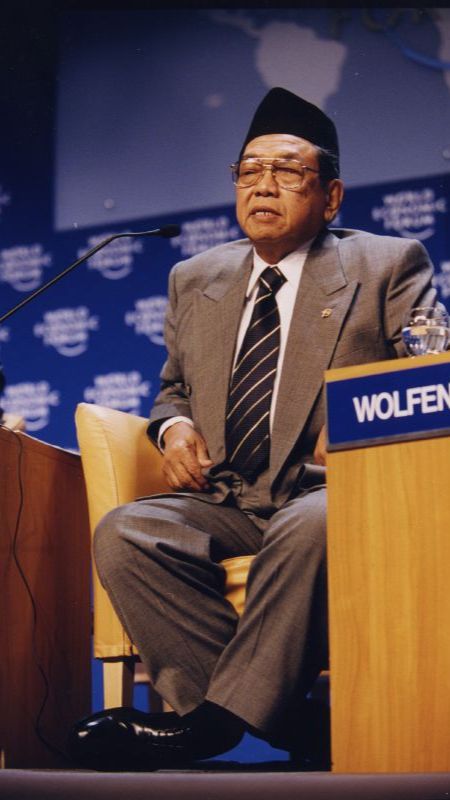 7 September 1940: Lahirnya Gus Dur, Bapak Pluralisme Indonesia