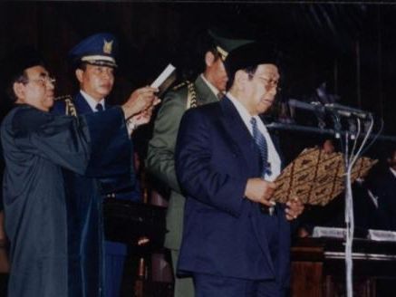 7 September 1940: Lahirnya Gus Dur, Bapak Pluralisme Indonesia