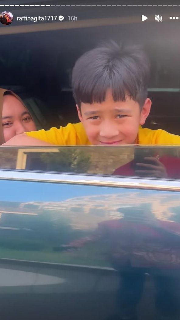 Kabar Terbaru Rafathar Setelah Viral Ditonjok Teman Sekolah, Netizen Justru Salfok Sama Nagita