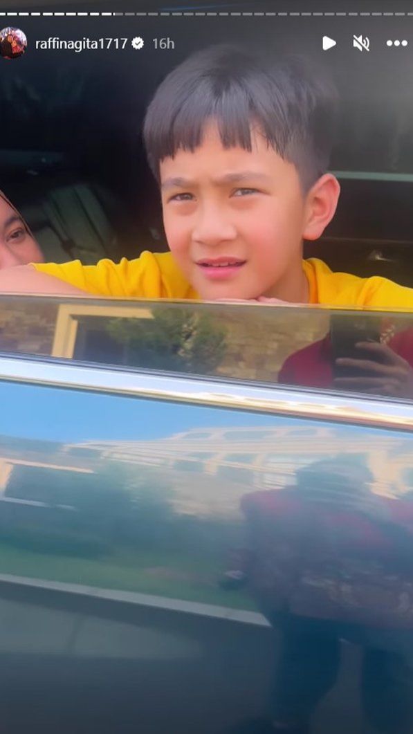 Kabar Terbaru Rafathar Setelah Viral Ditonjok Teman Sekolah, Netizen Justru Salfok Sama Nagita